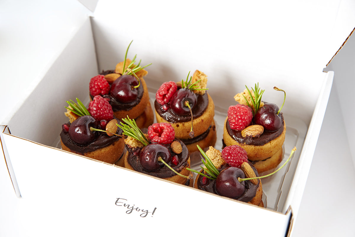 The Plant-Based Mini Cake Selection Box | LUMINARYBAKERY.COM – Luminary ...
