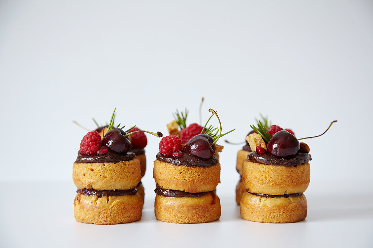 The Plant-Based Mini Cake Selection Box | LUMINARYBAKERY.COM – Luminary ...